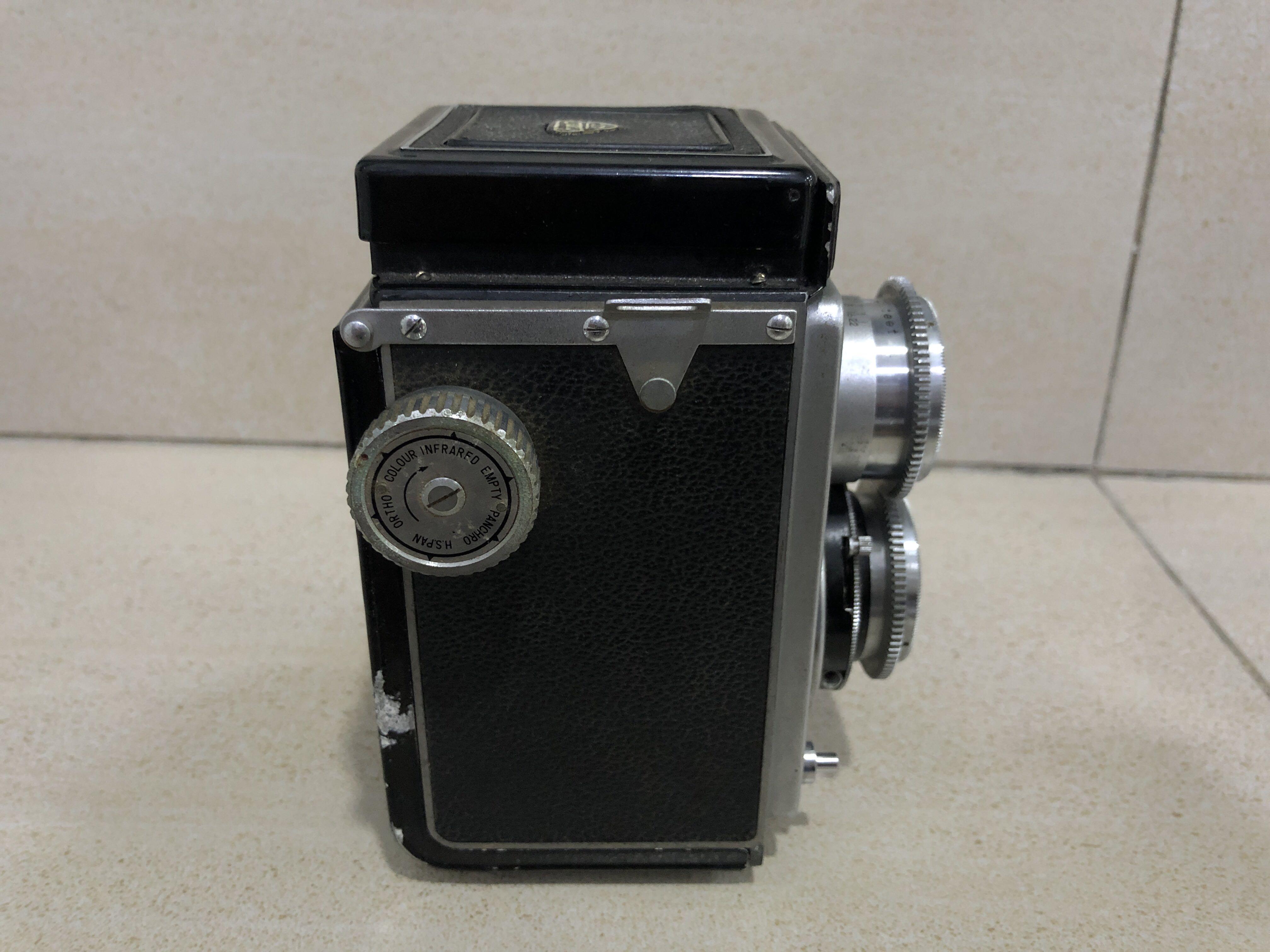 Beautyflex TLR, Photography, Cameras on Carousell