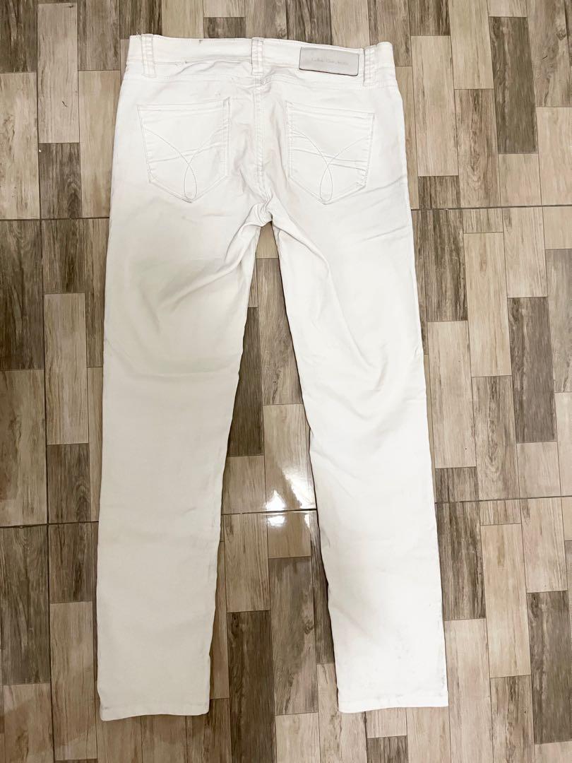 Calvin Klein White Jeans, Women's Fashion, Bottoms, Jeans on Carousell