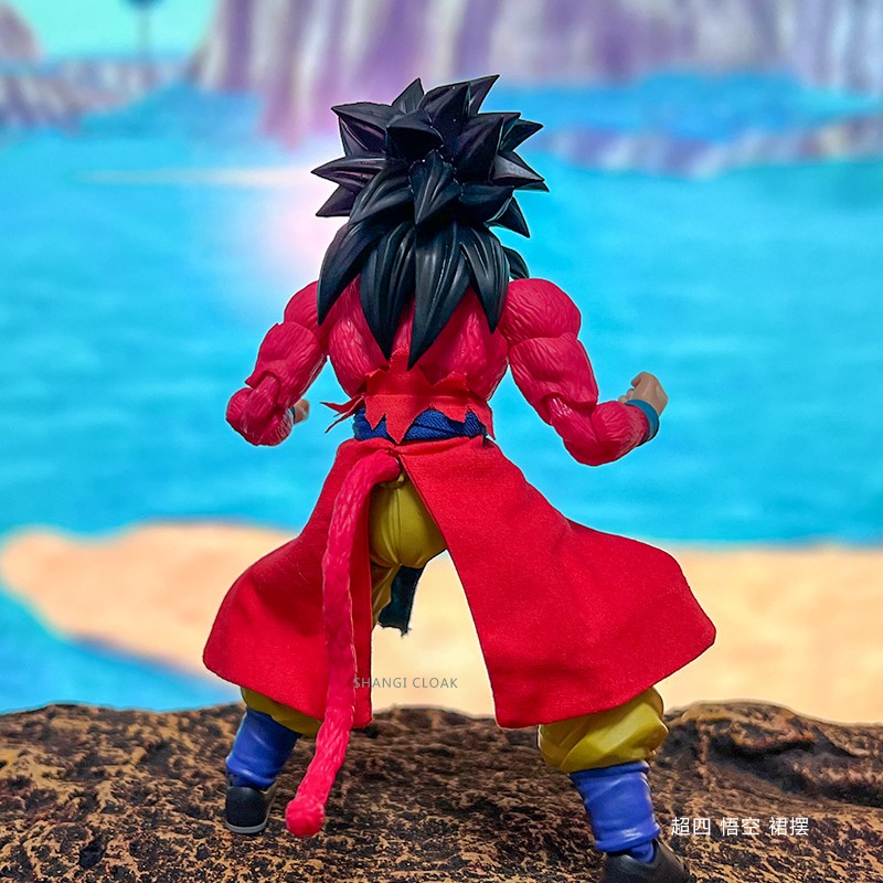 Custom Ss4 goku cape 裙摆, Hobbies & Toys, Toys & Games on Carousell
