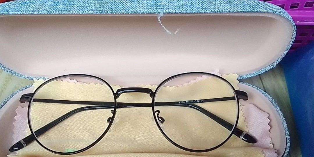 Eyeglasses Multi-coated without grade, Women's Fashion, Watches ...