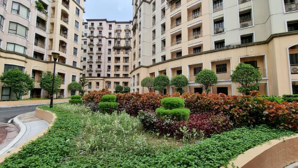 For Sale 1 Bedroom Unit | Montecito Residential Condominium Newport ...