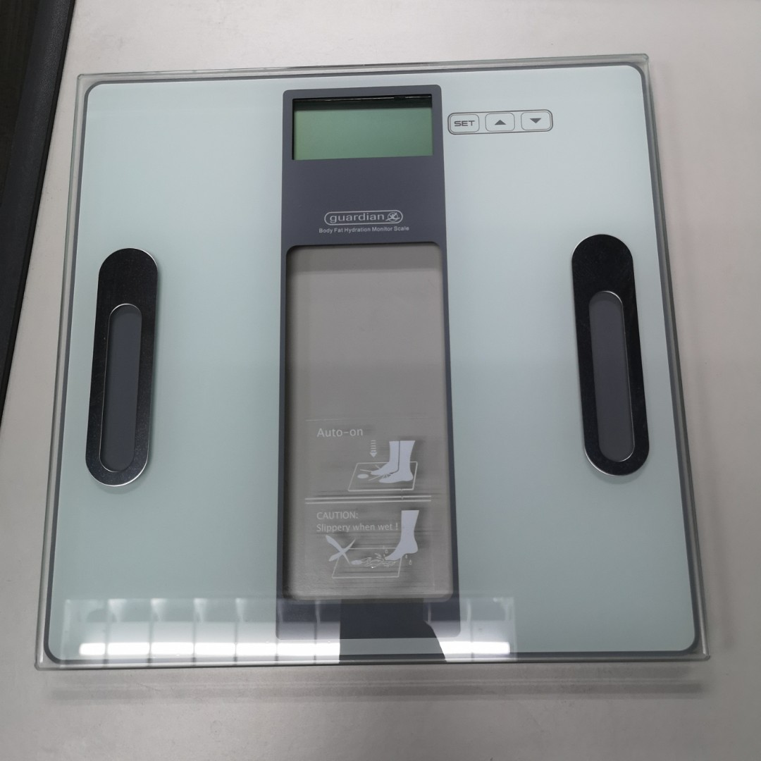 Guardian 5-in-1 Body Fat/Hydration Monitor, Sports Equipment, Exercise ...