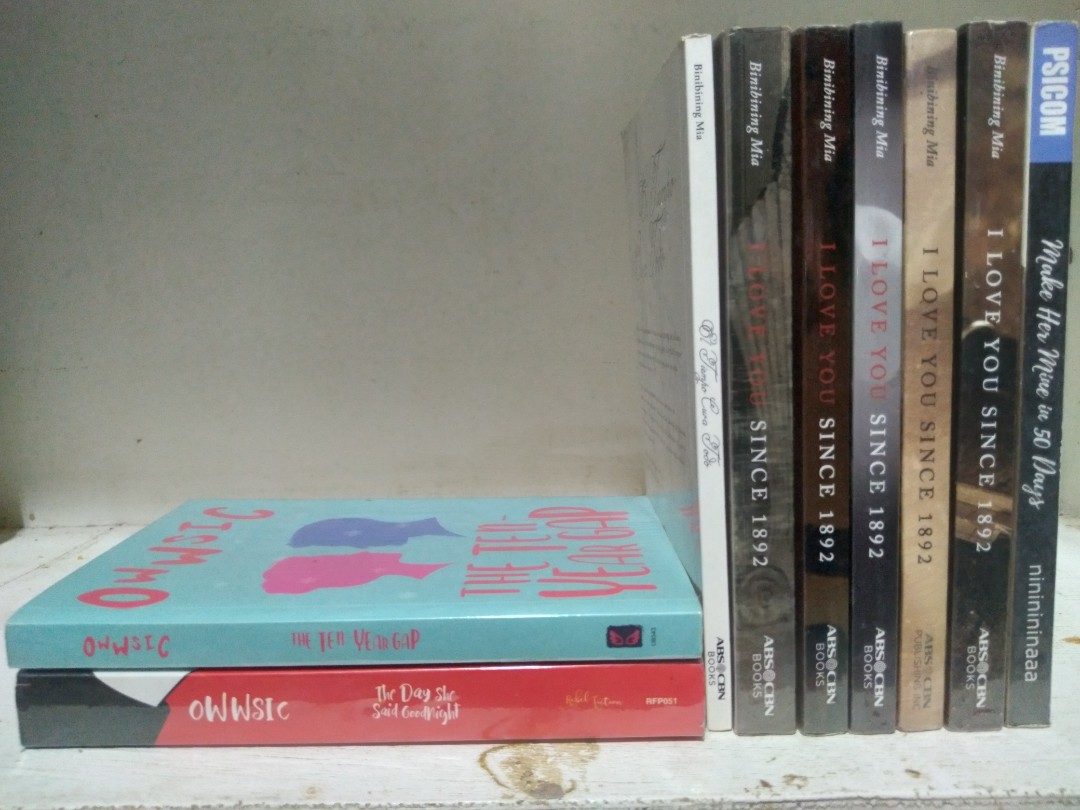 OWWSIC, MAKE HER MINE (WATTPAD), Hobbies & Toys, Books & Magazines ...