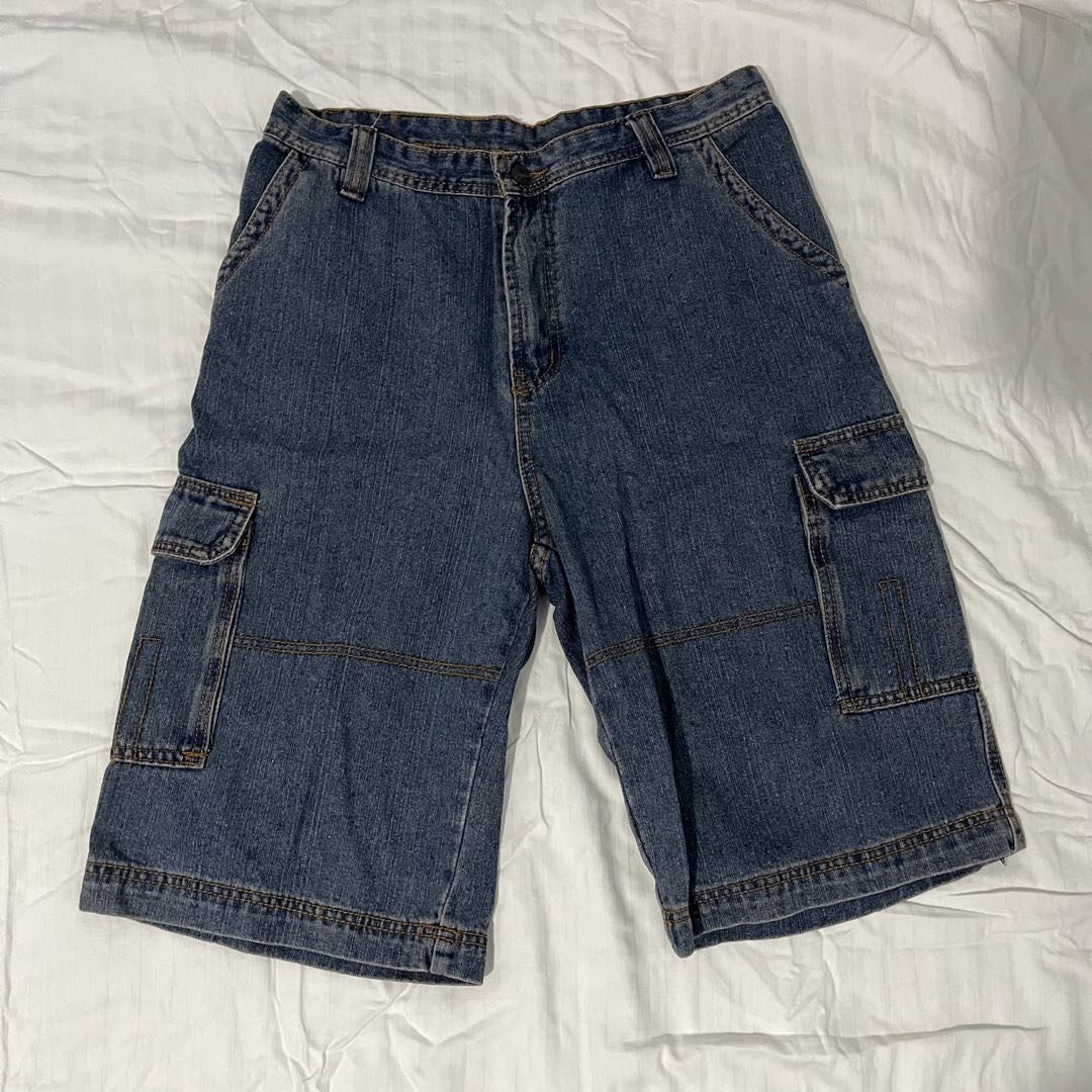 Levi Strauss & Co. Tokong, Men's Fashion, Bottoms, Shorts on Carousell