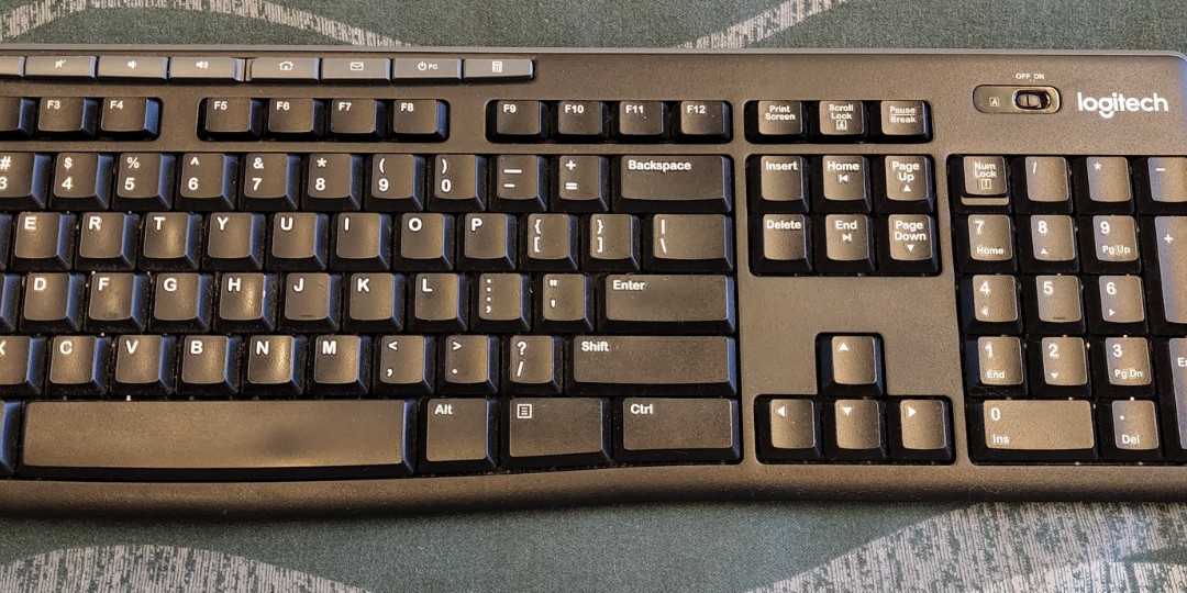 Logitech MK295 Silent Wireless Combo, Computers & Tech, Parts ...