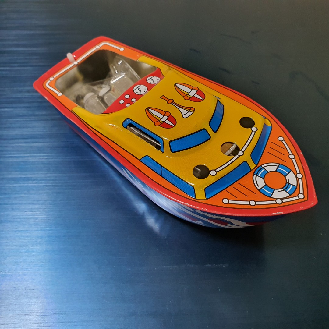 Pop pop boat - vintage style., Hobbies & Toys, Toys & Games on Carousell