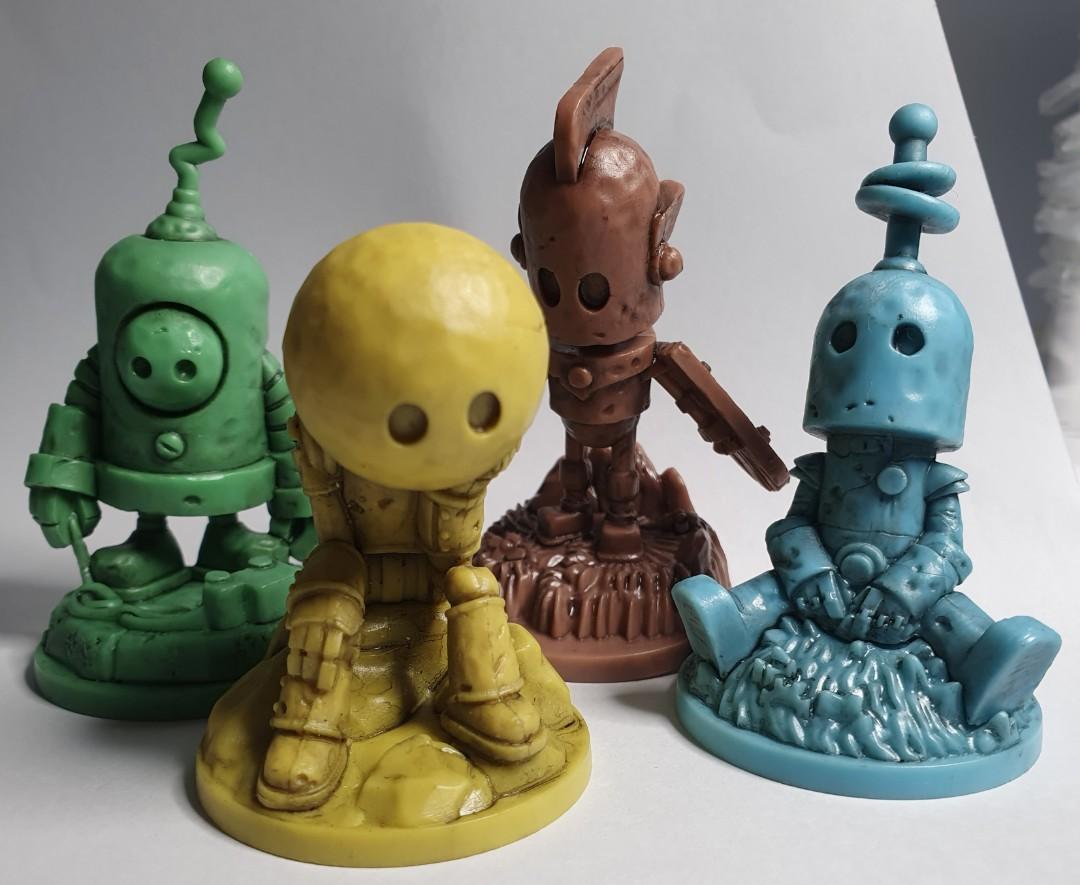 Set of 4 Robot Miniatures, Hobbies & Toys, Toys & Games on Carousell