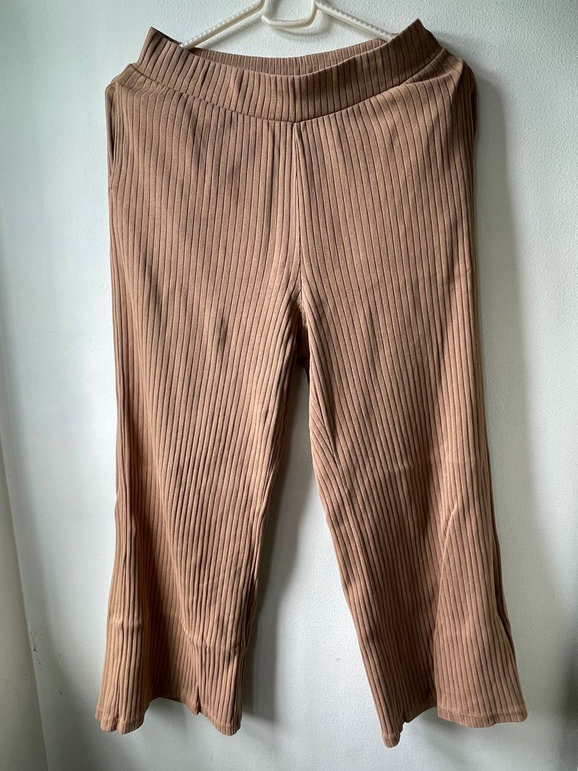 UNIQLO Ribbed Pants, Women's Fashion, Bottoms, Other Bottoms on Carousell