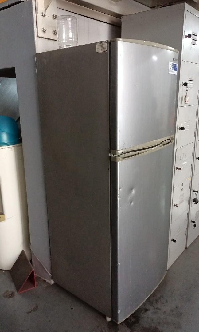 Working fridge, TV & Home Appliances, Kitchen Appliances, Refrigerators ...