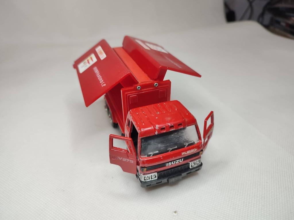 Yonezawa Diapet Isuzu Truck High-speed post office diecast 1:55 scale ...
