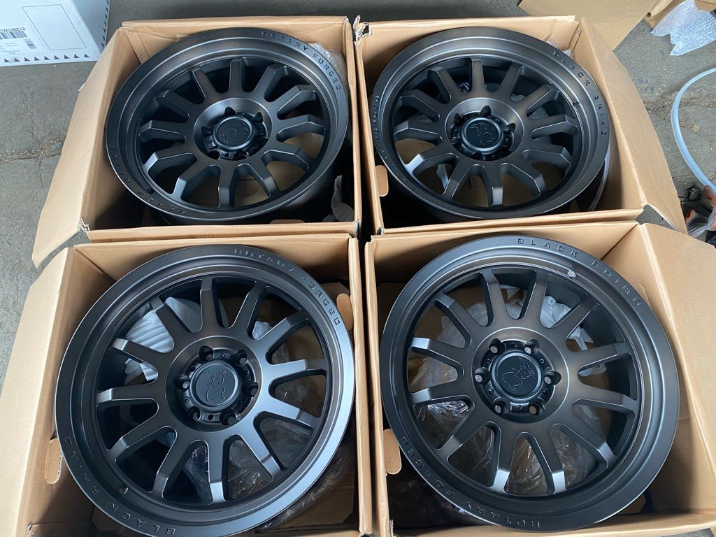 20” Blackrhino Rapid Gunmetal Mags 6Holes pcd 139 Bnew, Car Parts ...