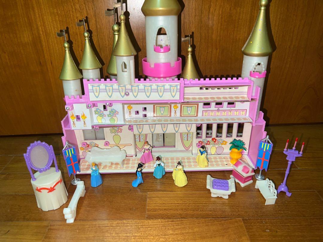 Barbie Disney princesses Disneyland Disney Castle, Hobbies & Toys, Toys ...