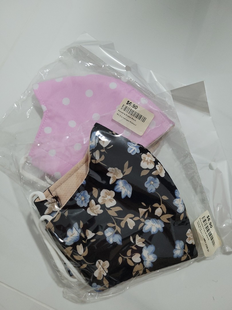 Brand New Mask - Tracyrinny, Health & Nutrition, Face Masks & Face ...