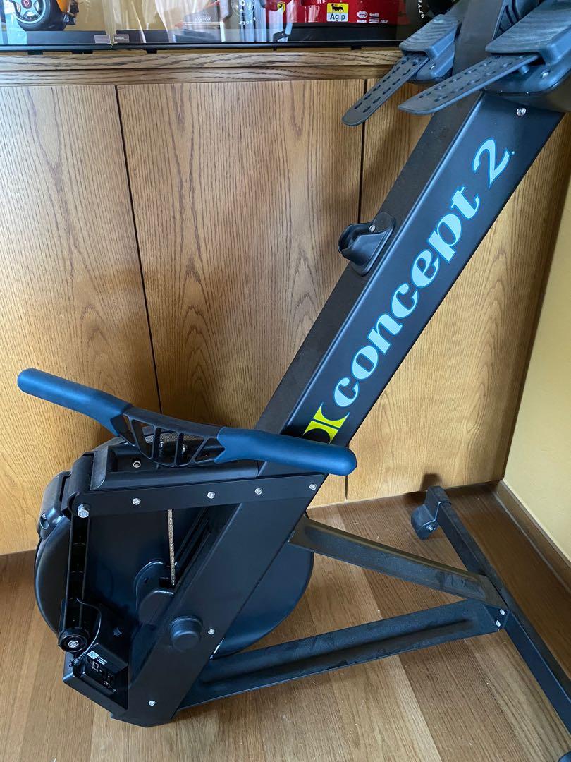 Concept2 RowErg Rowing Machine, 運動產品, 運動與健身, 運動與健身 - 有氧健身器材 - Carousell