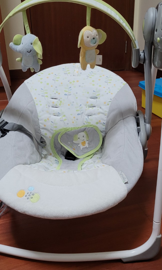 FREE battery operated baby rocker, Babies & Kids, Baby Nursery & Kids ...