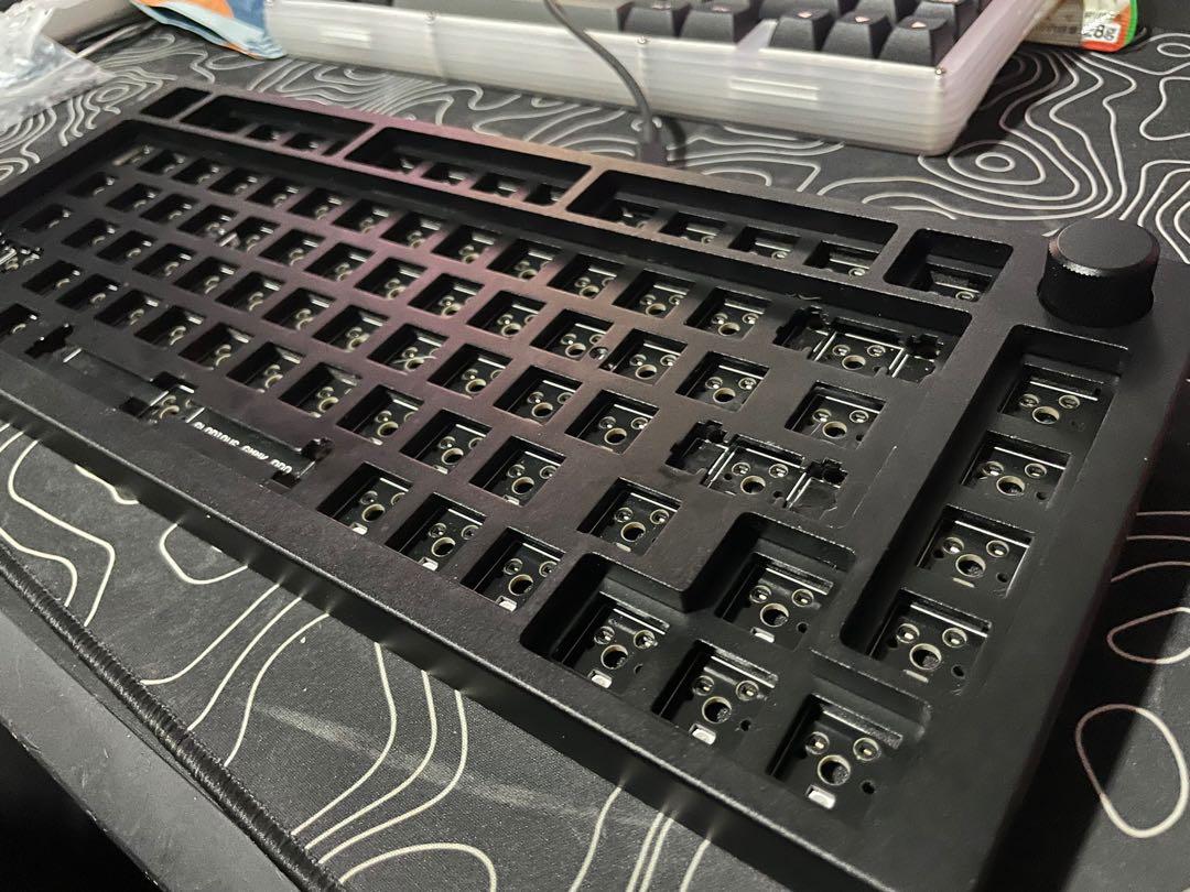 GMMK PRO BLACK, Computers & Tech, Parts & Accessories, Computer ...