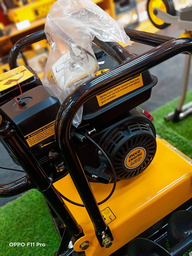 Ingco Gasoline Plate Compactor, Commercial & Industrial, Construction ...