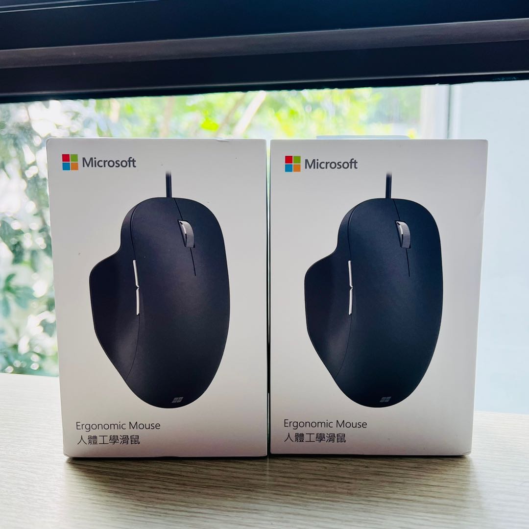 [Sale] Brand New Microsoft Lion Rock Wired Ergonomic Mouse (Black ...