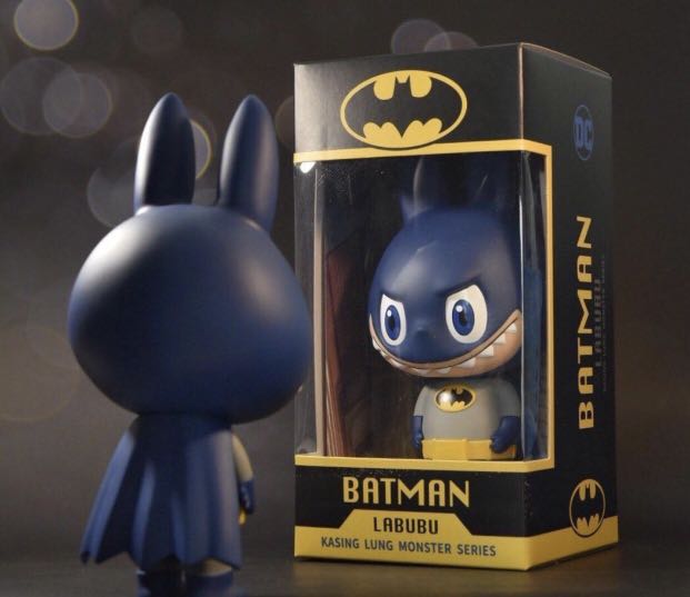 Labubu batman 藍色, 兒童＆孕婦用品, 嬰兒玩具 - Carousell