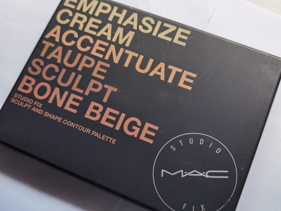 mac contour kit, Beauty & Personal Care, Face, Makeup on Carousell