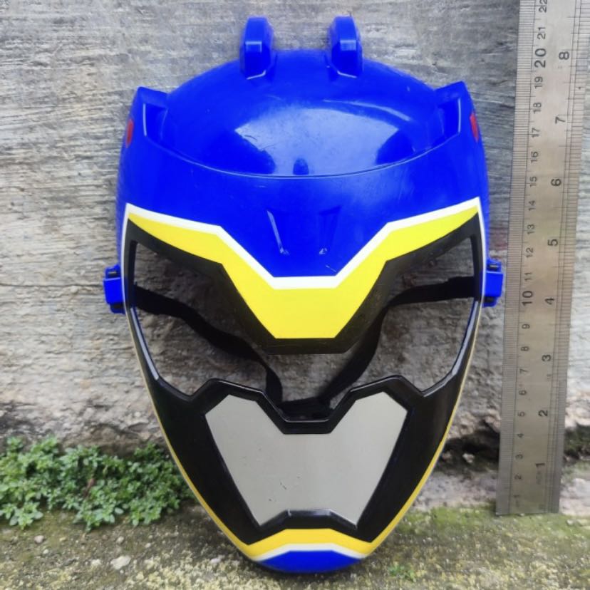 Mainan Topeng Mask Cosplay Power Rangers Dino Charge Blue Ranger, Toys ...