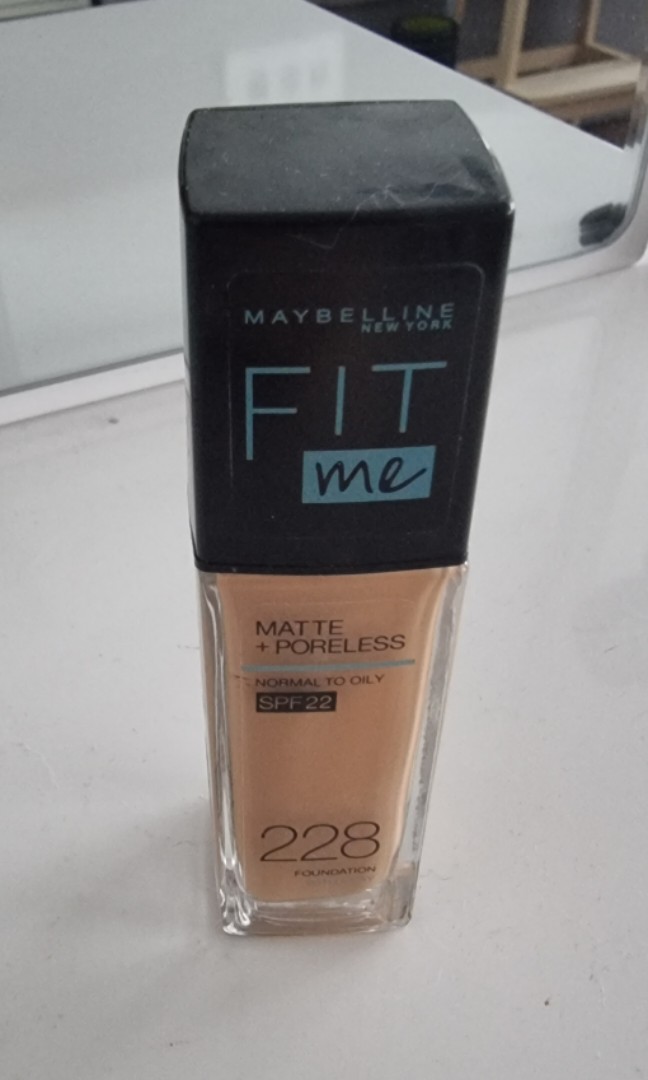 Maybelline fit me spf foundation matte 228, Beauty & Personal Care ...