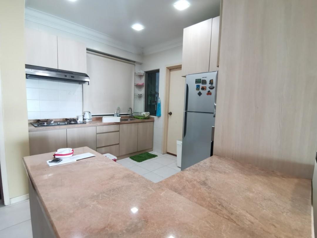Molek Pine 2, Taman Molek , 2+1 Bedroom , 2 Bathroom , Fully Furnished ...
