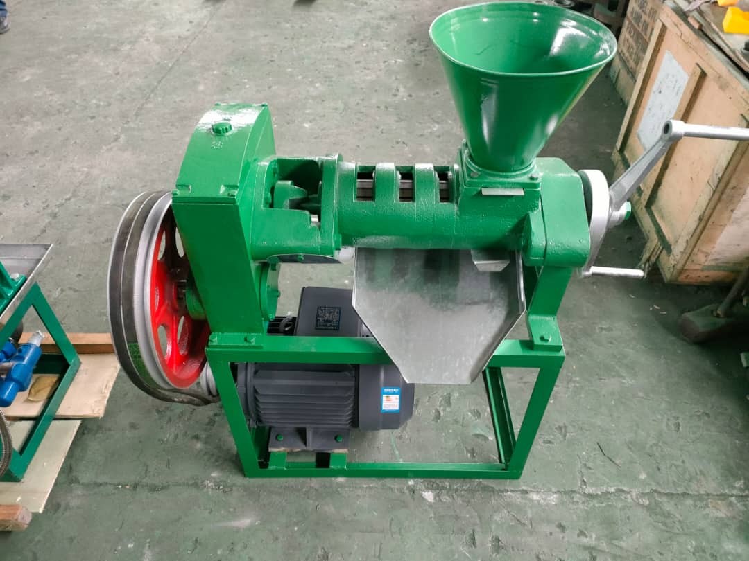 Oil extractor machine, Commercial & Industrial, Industrial Equipment on ...