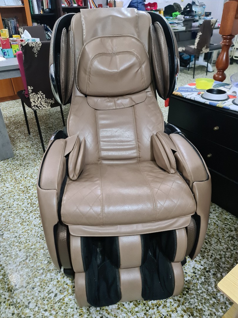 Osim uMagic Massage Chair, Health & Nutrition, Massage Devices on Carousell