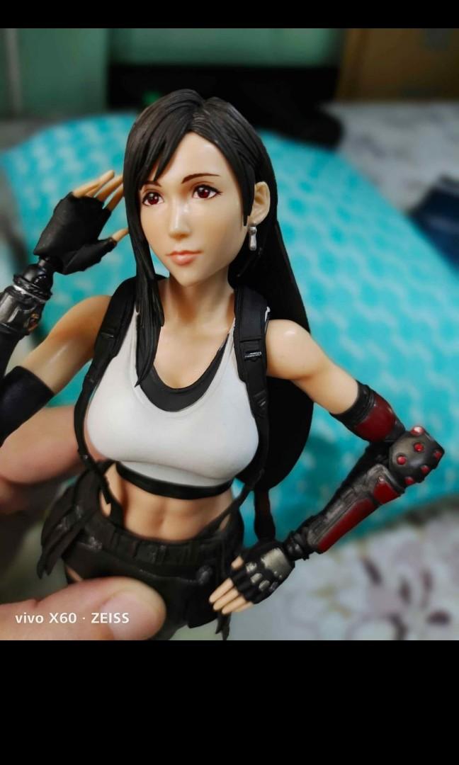 PLAY ARTS FF7 REMAKE TIFA W/ FREEBIES, Video Gaming, Video Game Consoles, PlayStation on Carousell