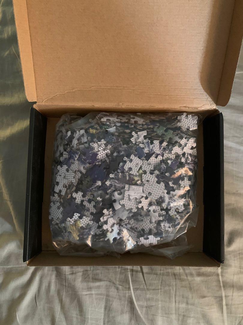 Round Puzzle Earth Pattern, Hobbies & Toys, Toys & Games on Carousell