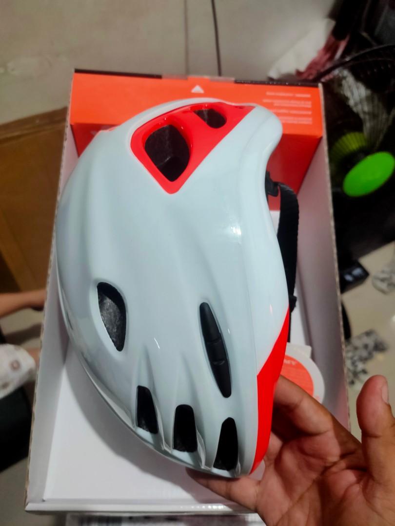 SUOMY TIMELESS AND SFERA HELMET, Sports Equipment, Bicycles & Parts ...