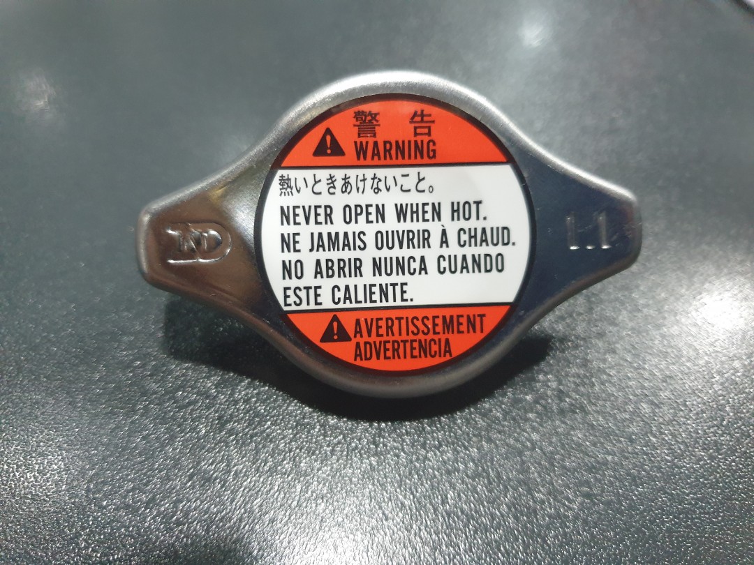 Suzuki Swift 1.5 radiator cap, Car Accessories, Accessories on Carousell