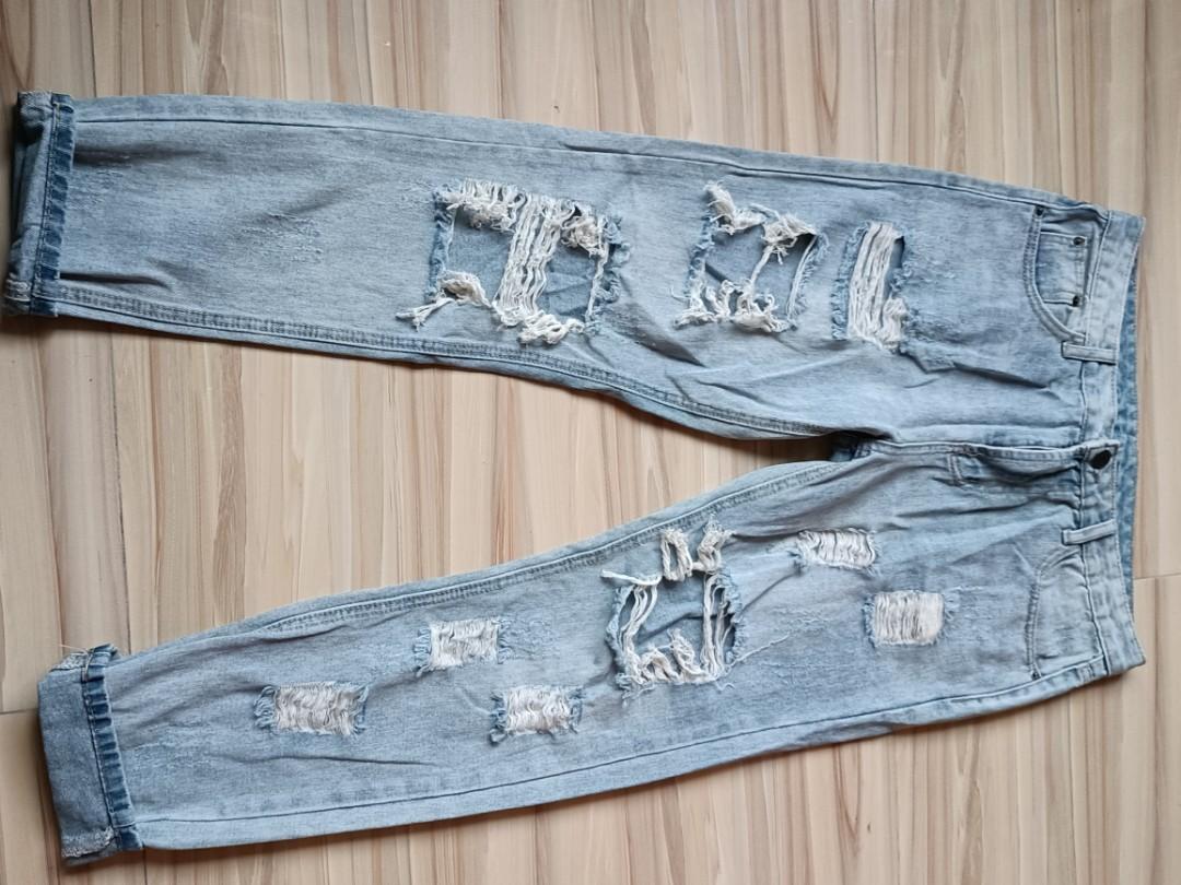 Tattered Jeans, Women's Fashion, Bottoms, Jeans on Carousell