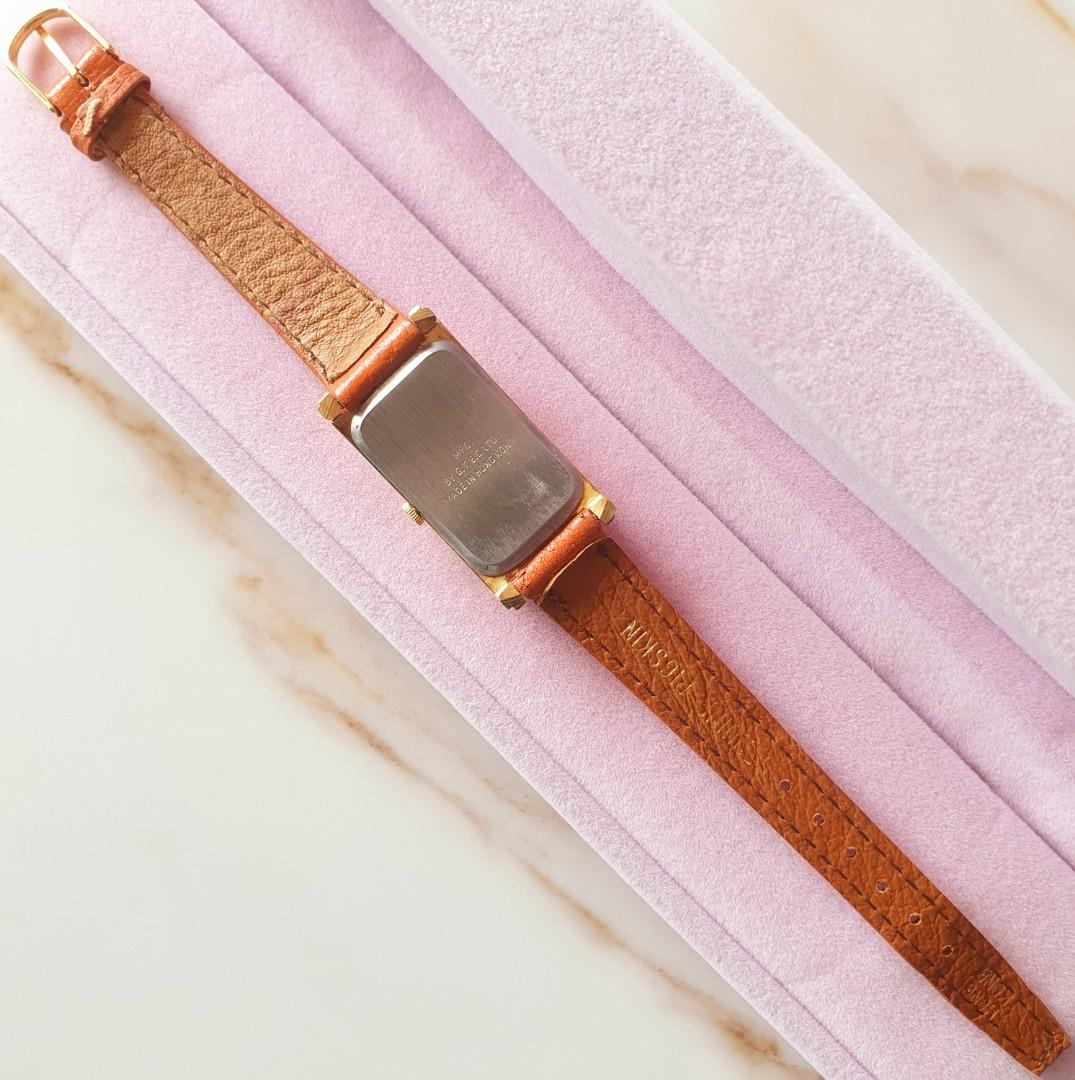 Vintage Gold Tone USN Classic Brand Leather Watch, Women's Fashion ...