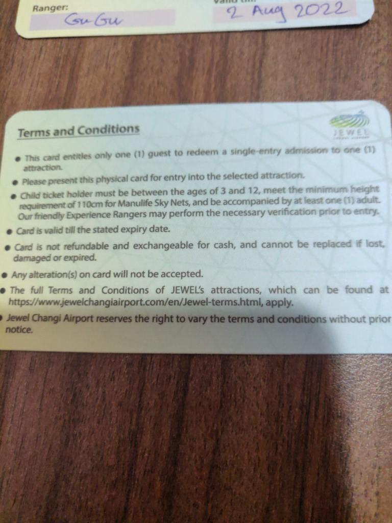 2A+2C Jewel Changi Attraction Manulife Sky Nets Bouncing + Canopy Park ...