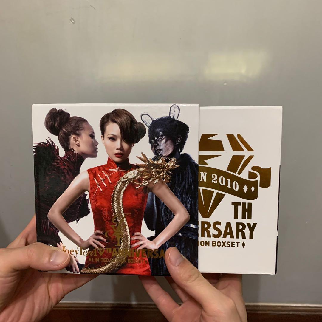 容祖兒 - Joey Ten Boxset 粉紅色chofy USB 會場特別限量版, 興趣及遊戲, 音樂樂器 & 配件, 音樂與媒體 ...