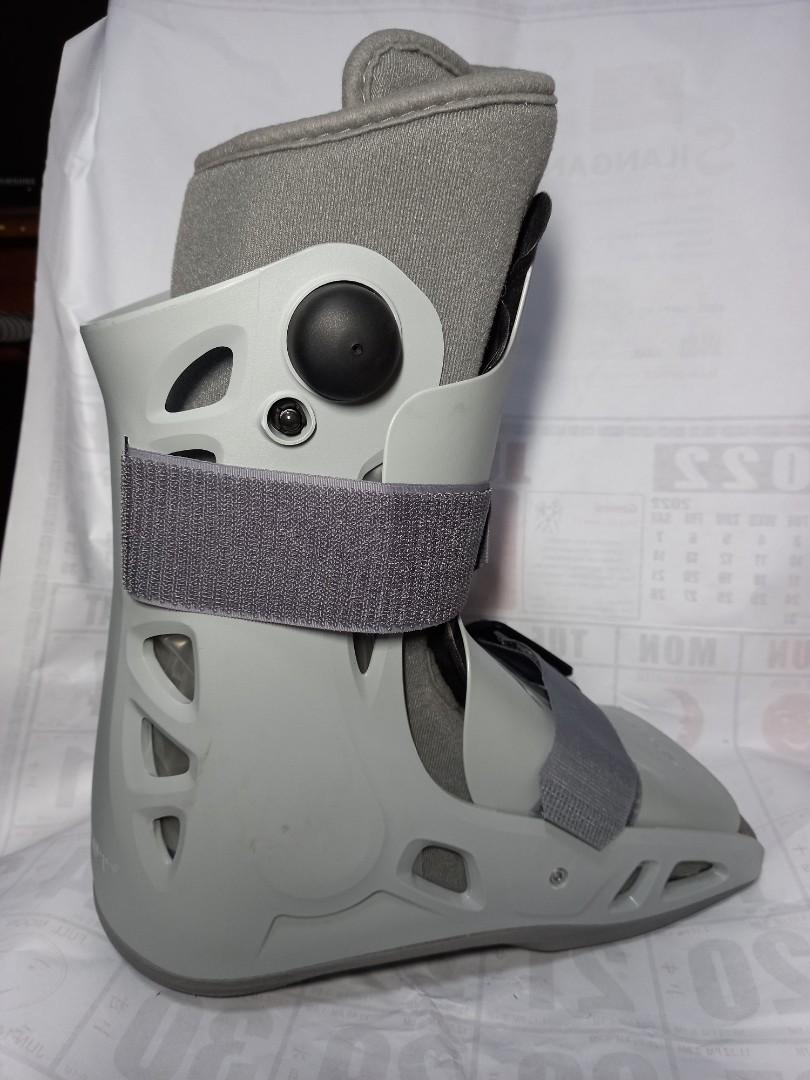 AIRCAST WALKING BOOT, Health & Nutrition, Braces, Support & Protection ...