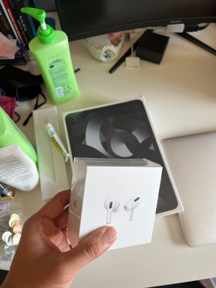 Apple Original AirPods Pro Original Not Counterfeit Costco