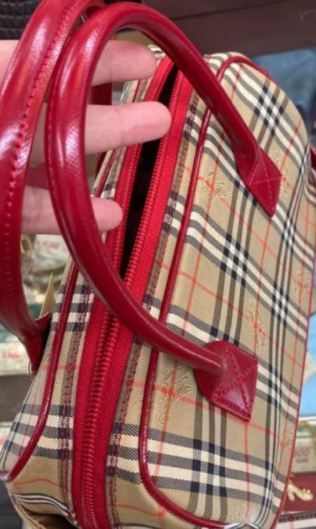 Burberry Boston 25, Women's Fashion, Bags & Wallets, Shoulder Bags on ...