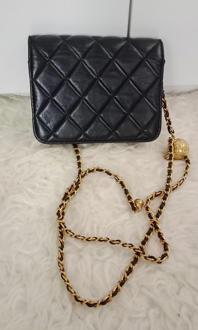 Chanel mini ball, Barang Mewah, Tas & Dompet di Carousell
