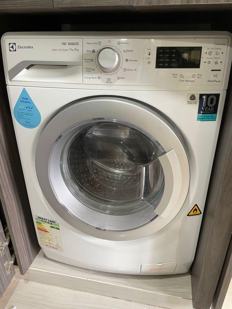 Electrolux washing machine, TV & Home Appliances, Washing Machines and ...