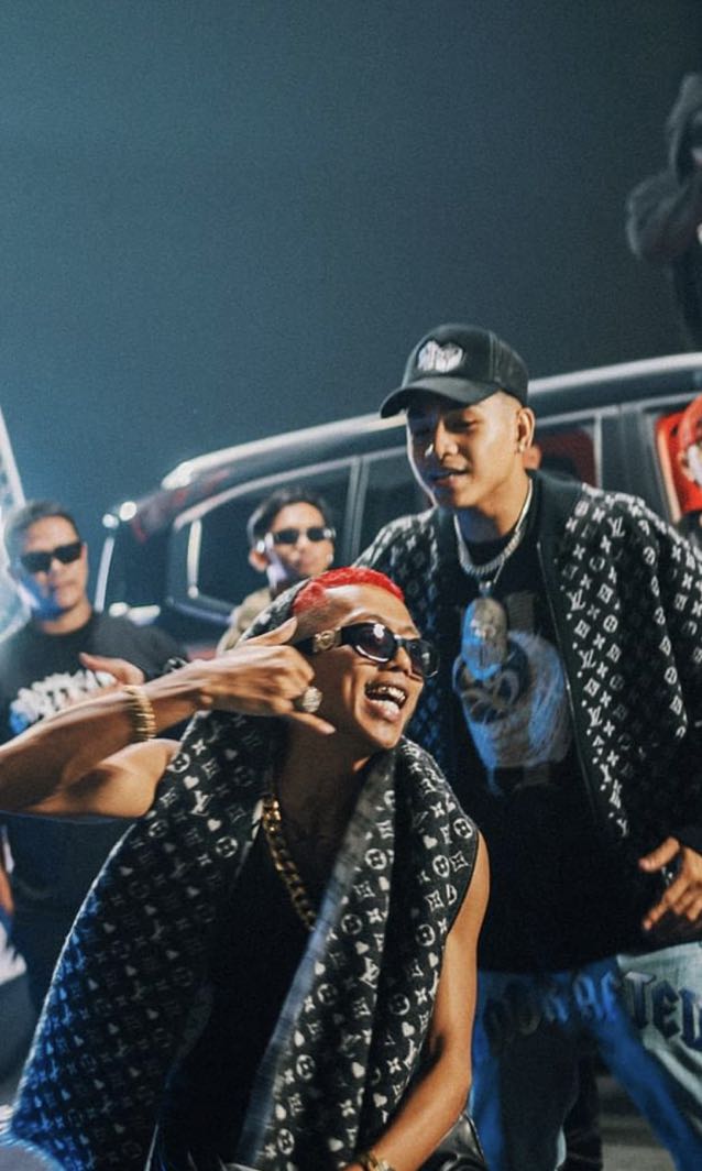 Flow g shades, Men's Fashion, Watches & Accessories, Sunglasses ...