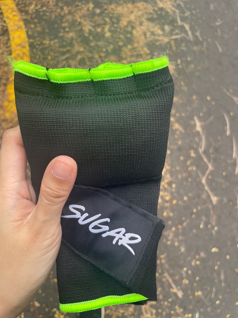 Green slip in Boxing wraps (sugar boxing), Sports Equipment, Other ...