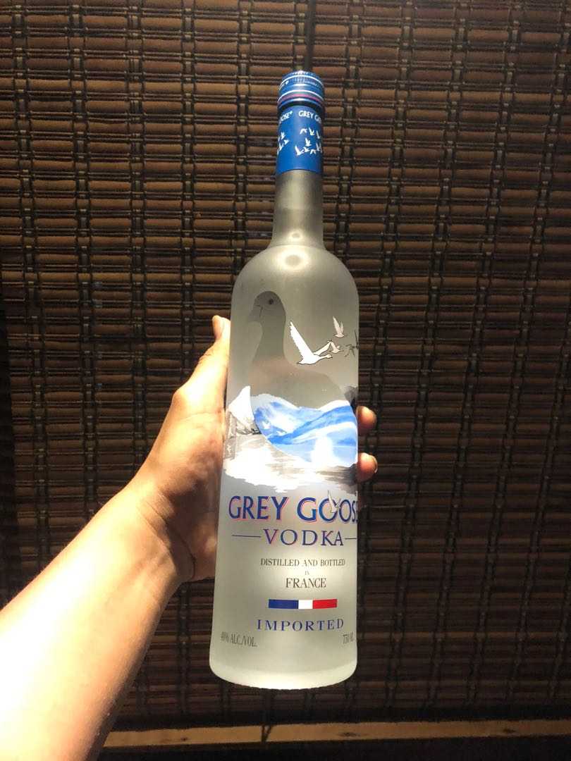 GREY GOOSE VODKA ALCOHOL, Food & Drinks, Beverages on Carousell