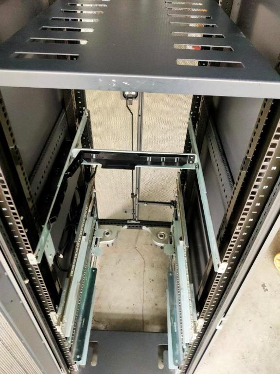 HP 42U Server Rack for sale @$450 each (AAR 1330), Computers & Tech ...