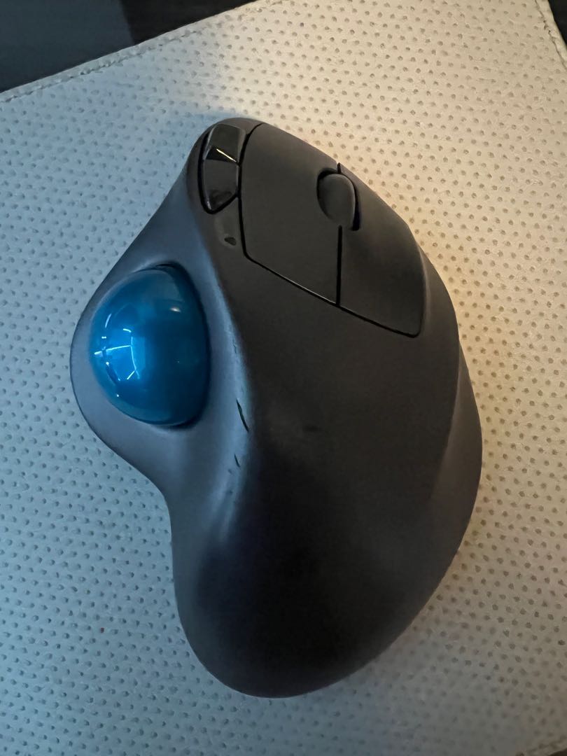 Logitech usb trackball mouse. Wireless, Computers & Tech, Parts ...