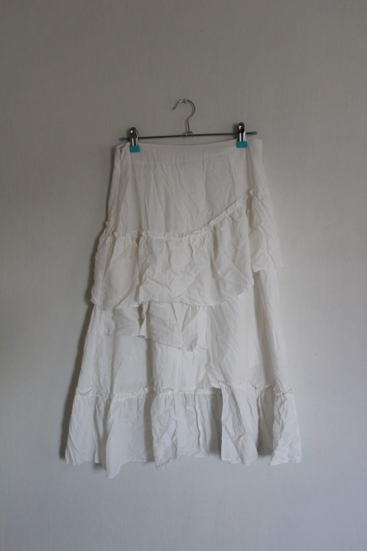 Long Ruffled White Skirt, Women's Fashion, Bottoms, Skirts on Carousell