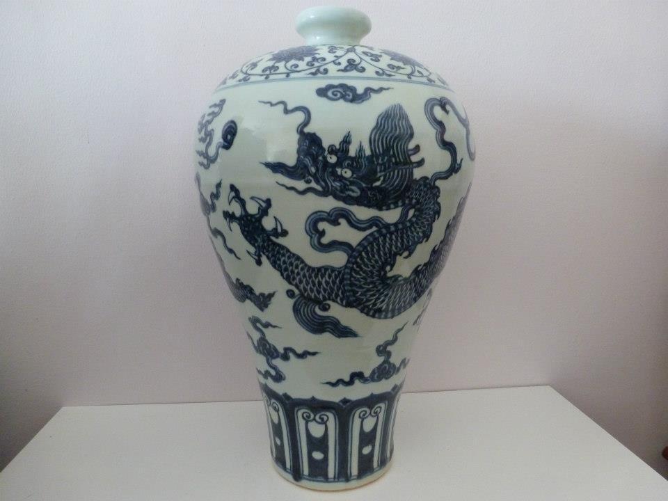 Ming Blue & White Dragon Mei Ping, Height 52 cm, Hobbies & Toys ...