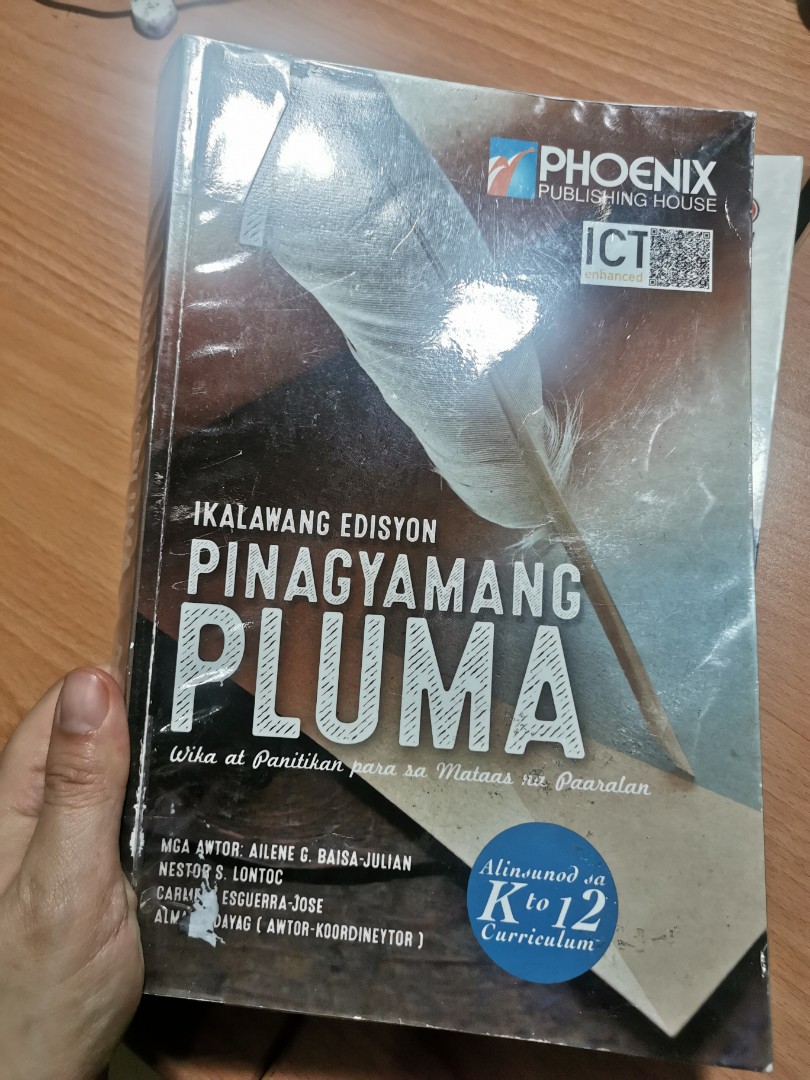 pluma. 7, Hobbies & Toys, Books & Magazines, Textbooks on Carousell